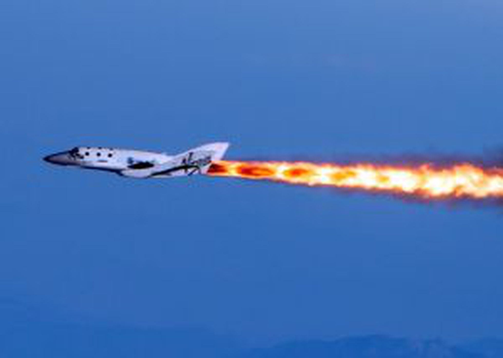 Nave de turismo espacial explode em um voo de teste | Internacional ...